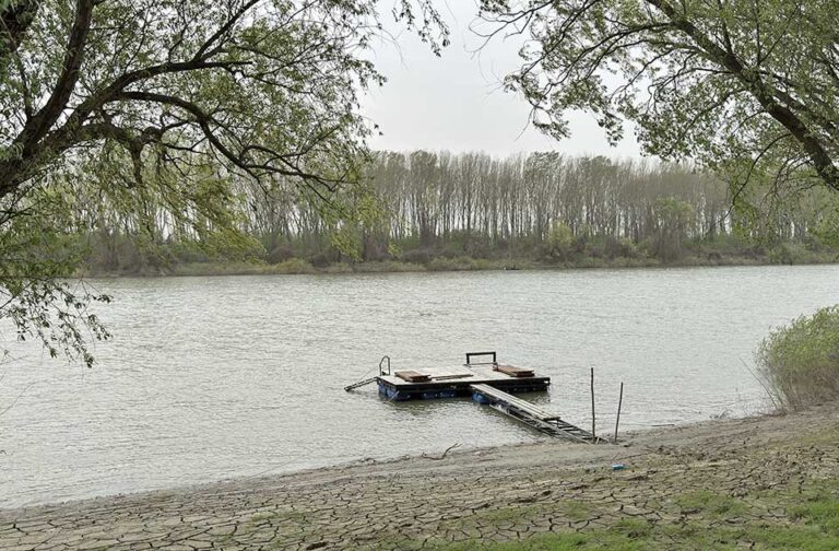 Tisa je jedna od najstarijih reka na svetu: Poznata je po jedinstvenom ...